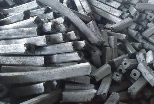 What are the advantages and disadvantages of machine-made charcoal ...