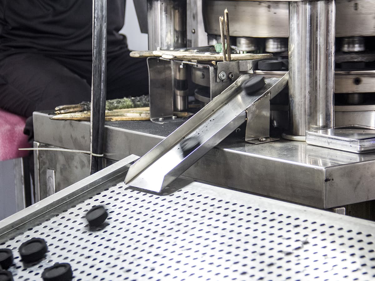 Forming & pressing, with uniform texture - News - CharcoalGo